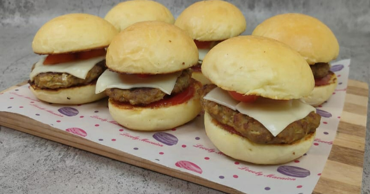 Resep Mini Burger / Burger Bun / Beef Patty oleh Kukilo Wati - Cookpad