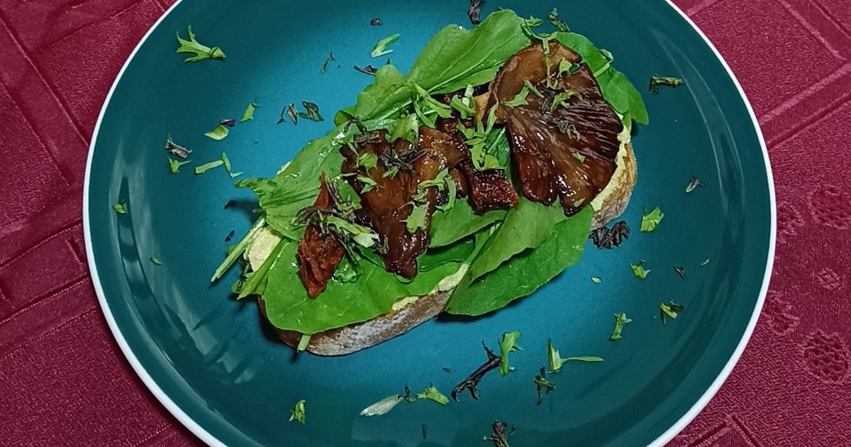 Tostón Vegano De Pleurotus Y Tomates Secos 🍄🍅 Crema De Cajú Y Girasol ...