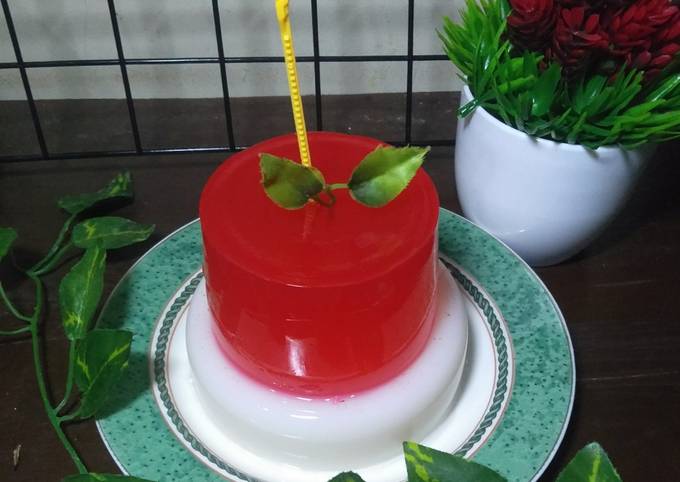 Resep Puding merah putih oleh Umi rama - Cookpad