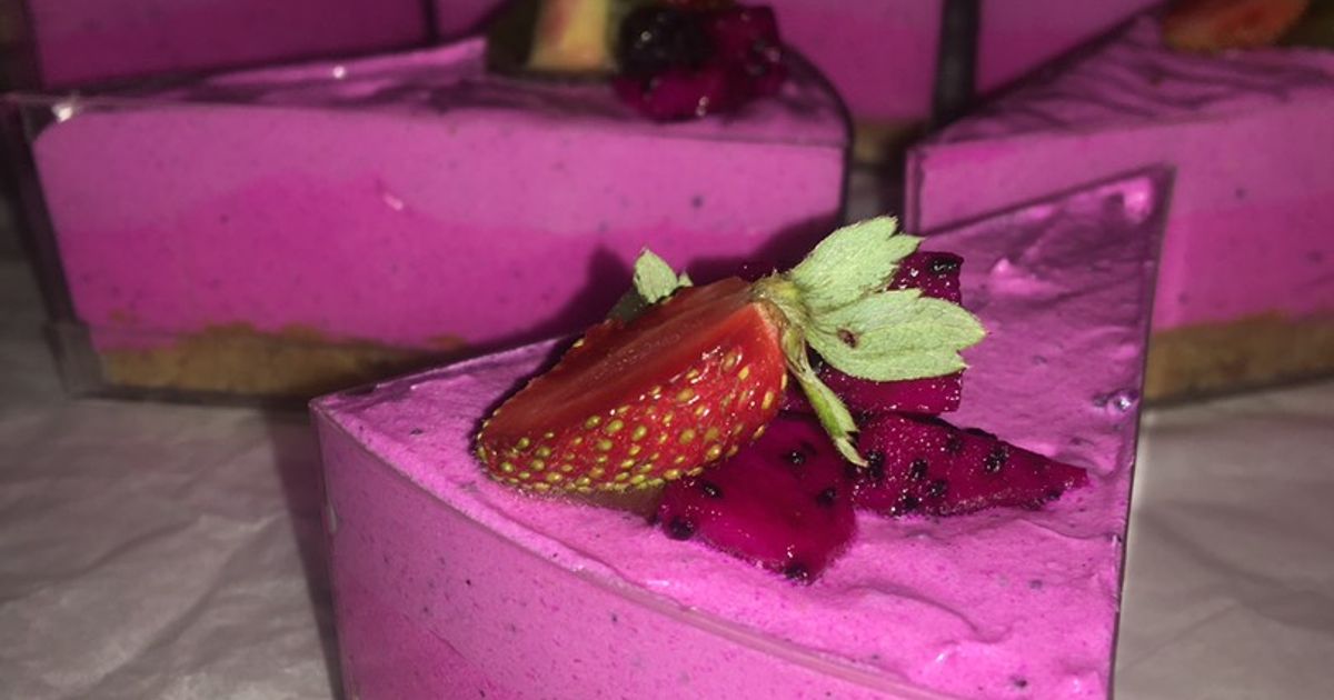 Resep cheesecake buah naga rumahan enak dan mudah - Cookpad