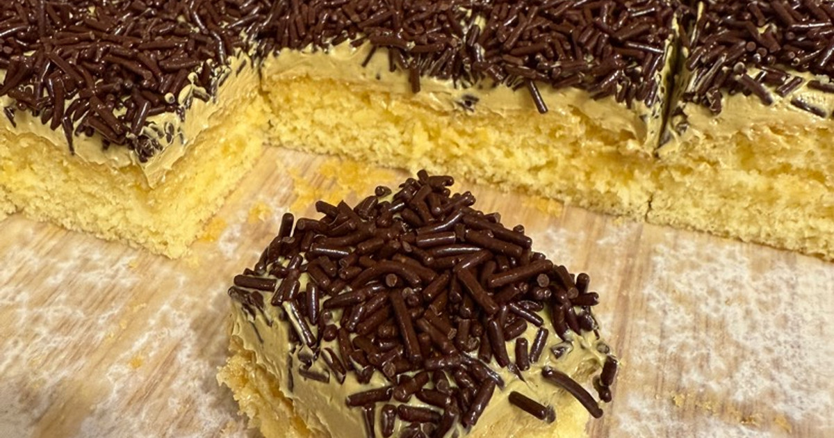 Resep Bolu Moka Meses oleh Fitri’s Kitchenette - Cookpad