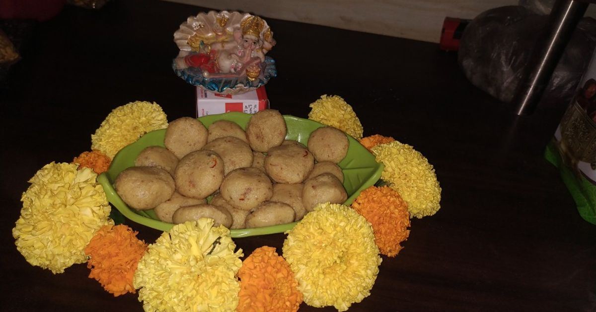 सातारचा कंदी पेढा (Kandi Peda Recipe In Marathi) रेसिपी Mrs. Snehal ...