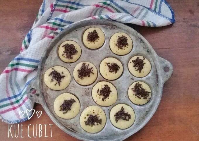 Resep Kue Cubit.. praktis tanpa mixer oleh Dian Nurindah - Cookpad