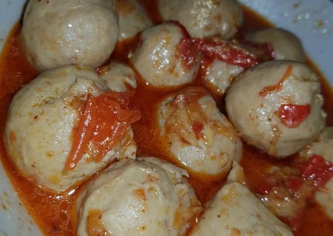 Resep Bakso kuah mercon endeuus oleh v h a 🍓 - Cookpad
