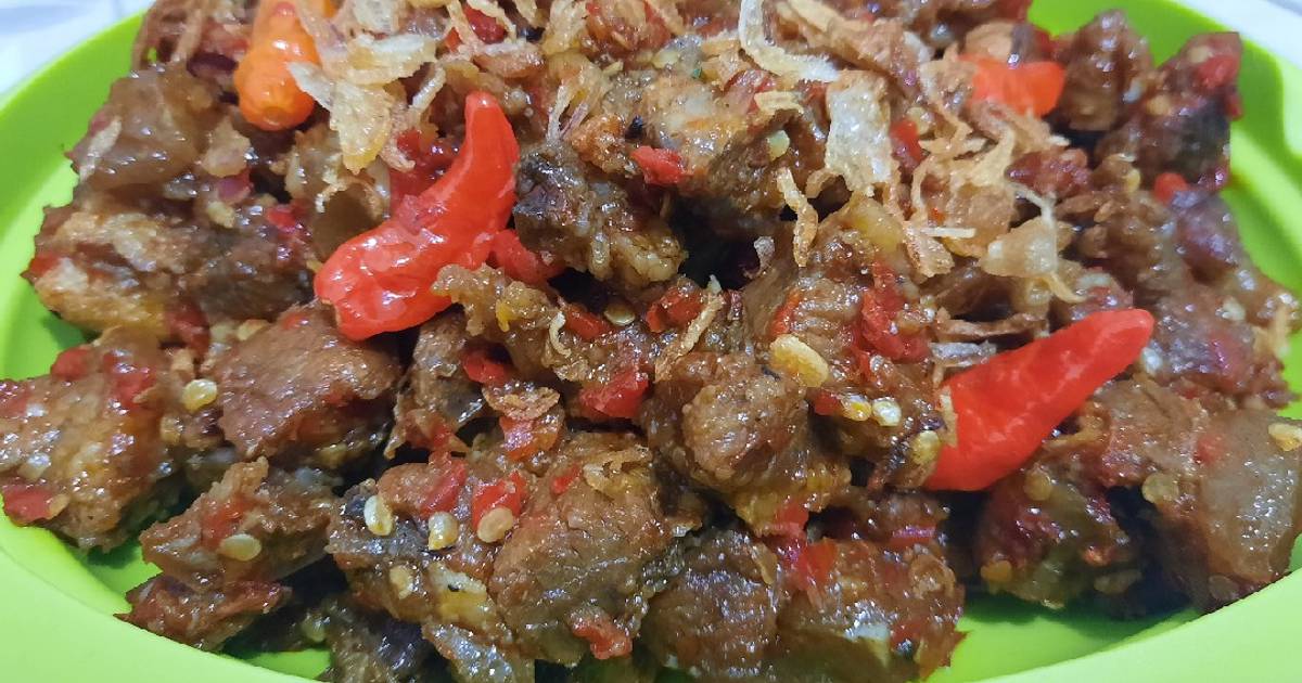 Resep Oseng Sapi Mercon🌶 oleh Desi Cipung - Cookpad