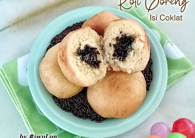 Resep Roti Goreng Isi Coklat oleh DyahWuLan Bae - Cookpad