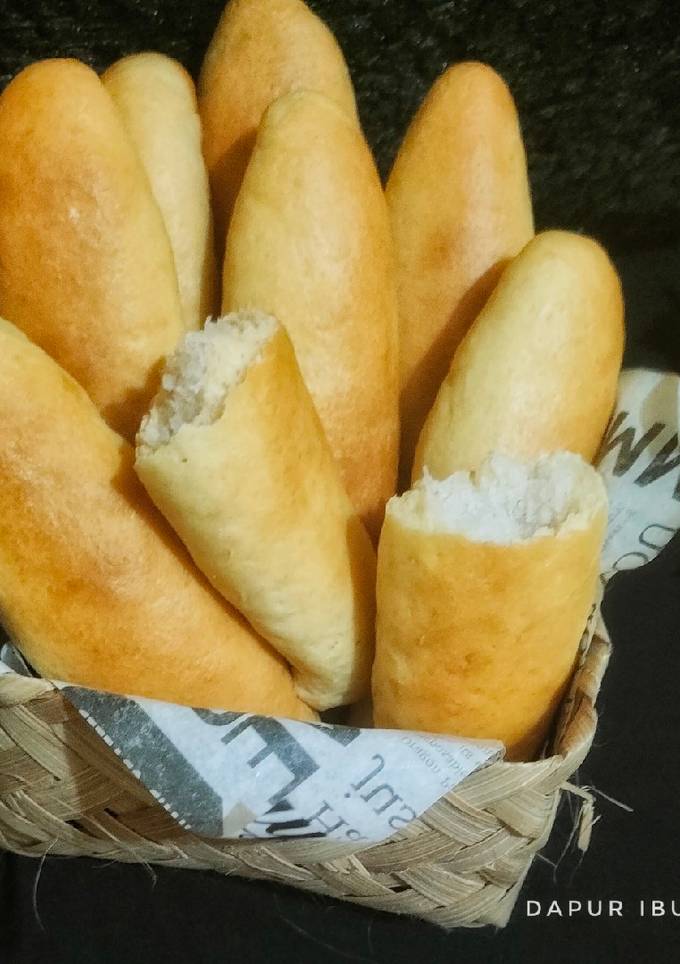 Resep Roti Isi Kelapa Khas Siantar oleh Eka Yulianto - Cookpad