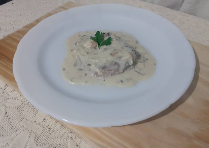 Cuete de res en salsa bechamel estilo atho Receta de Angélica Monserrat ...
