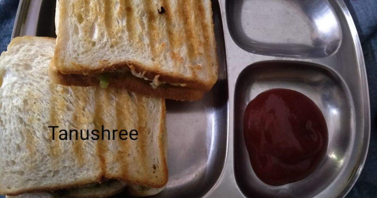 Toast Sandwich Recipe by Tanushree Singh - Cookpad