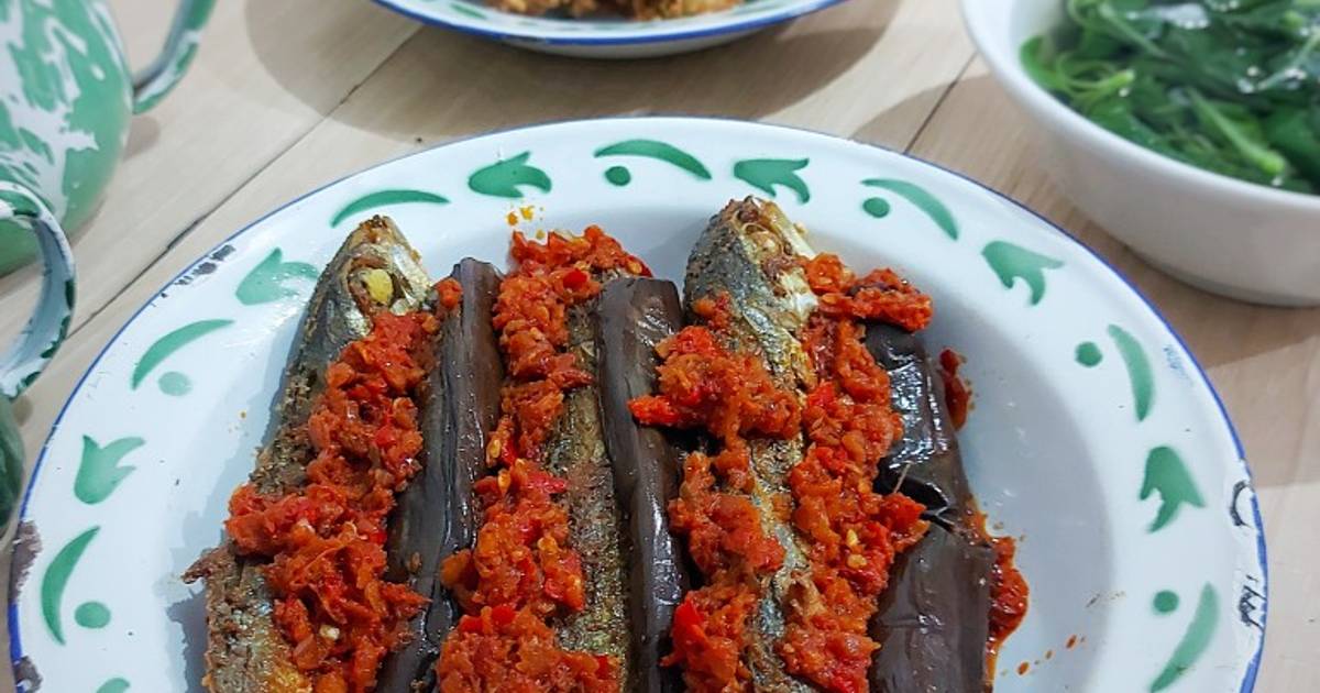 Resep Balado terong dan ikan kembung oleh Ririn - Cookpad