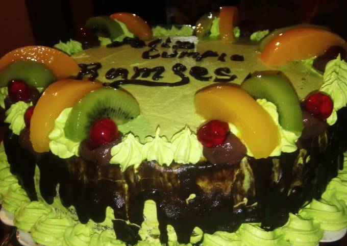 Torta feliz cumple Receta de vane*bello*cala*popu*nano💖- Cookpad