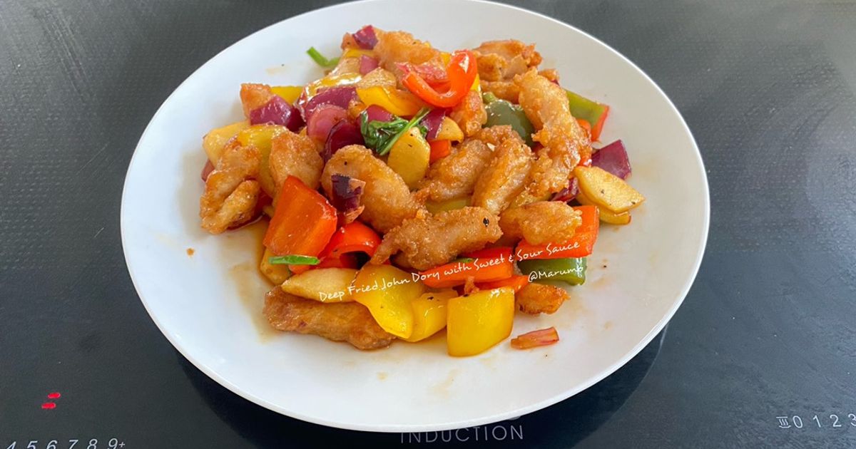 Deep Fried John Dory With Sweet & Sour Sauce Recipe by Pakprawee - Cookpad