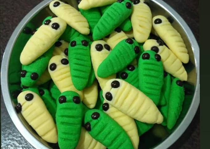 Resep Cookies susu ulat Hijau/kuning simple oleh Achyi - Cookpad