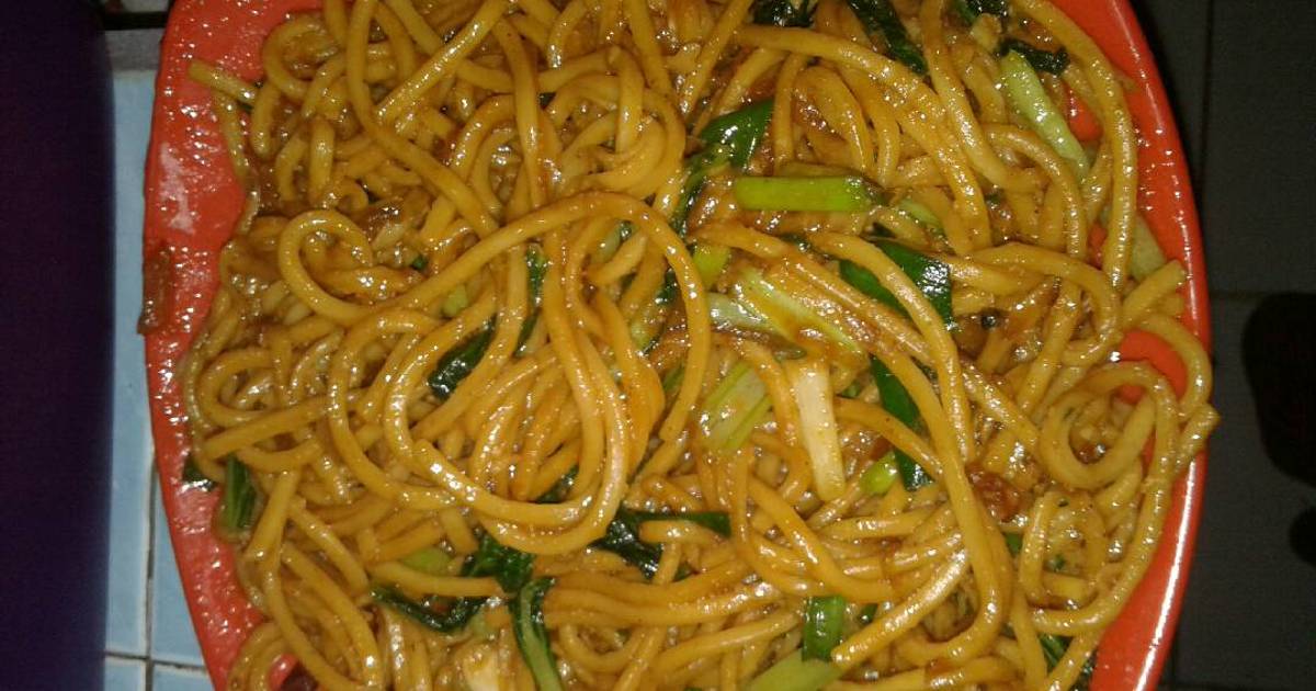 Resep Mie lidi goreng sederhana oleh bunda aleena - Cookpad