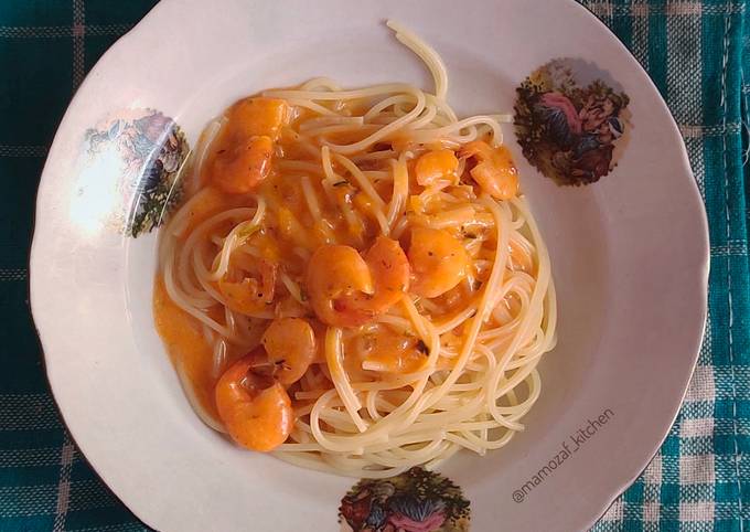 Resep Spaghetti cheese sauce oleh Dhedhe || Mamozaf_Kitchen - Cookpad