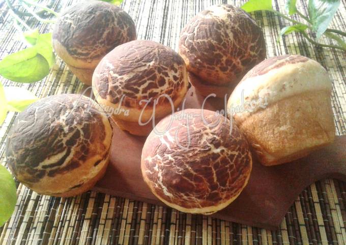 Resep Roti isi Coklat Motif Jamur oleh Alexandra Widya - Cookpad