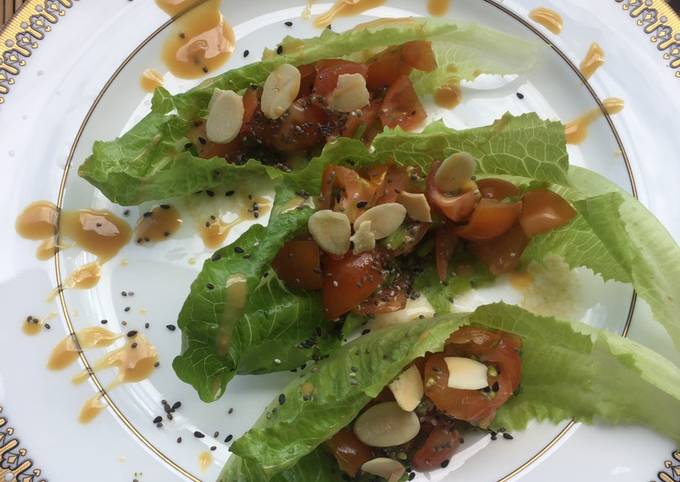 Resep Selada cos isi tomat oleh Blossomville Kitchen - Cookpad