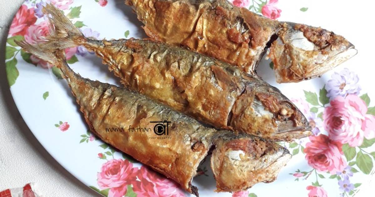 Resep Kembung goreng bumbu kriuk oleh Mama fathan - Cookpad