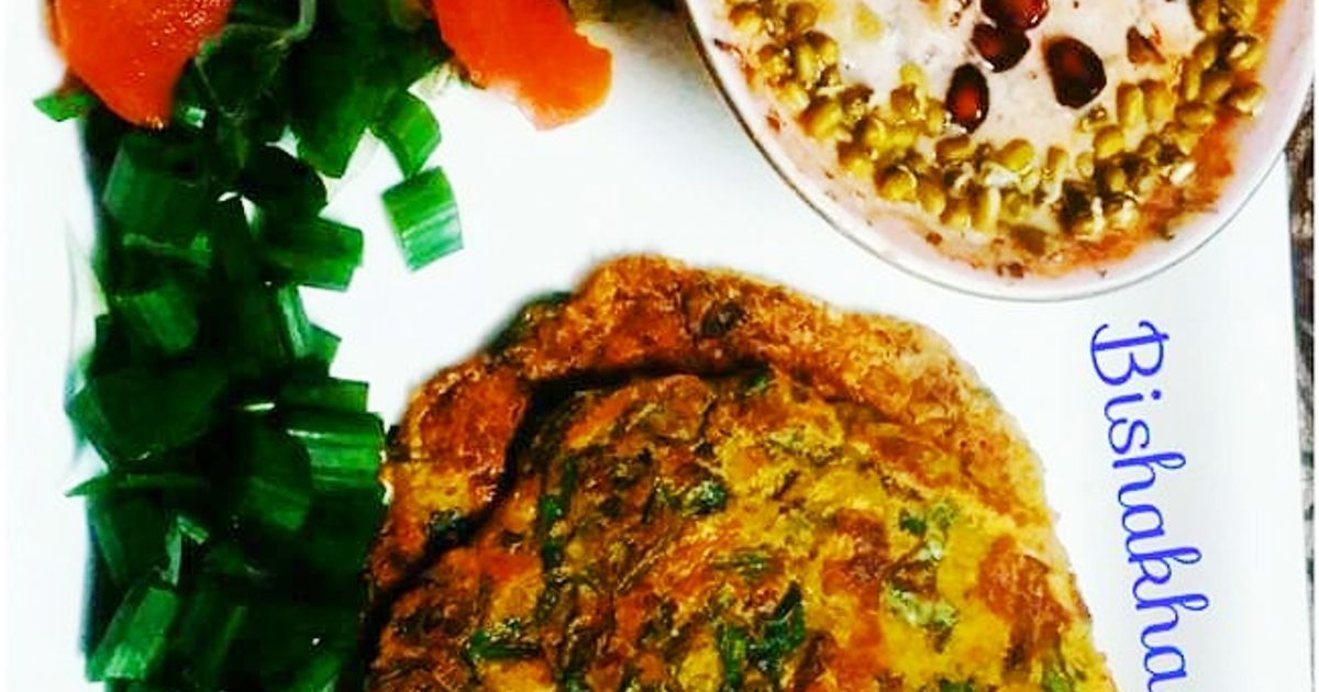 Moong Daal Spinach Pancake With Sprouts Raita Recipe by Bishakha Kumari ...