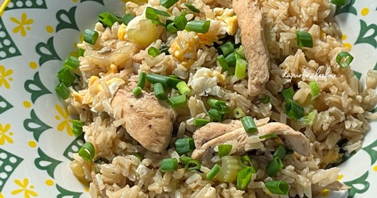 Resipi Chicken Fried Brown Rice oleh Kakak Faa - Cookpad