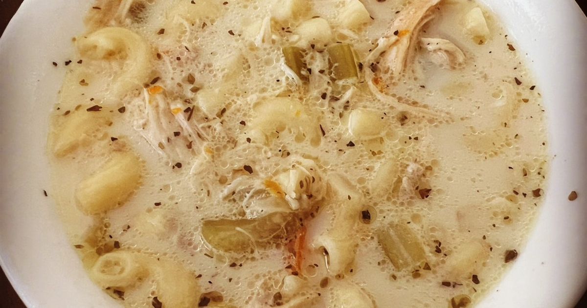 Instant Pot Chicken Macaroni Sopas Recipe by Minda