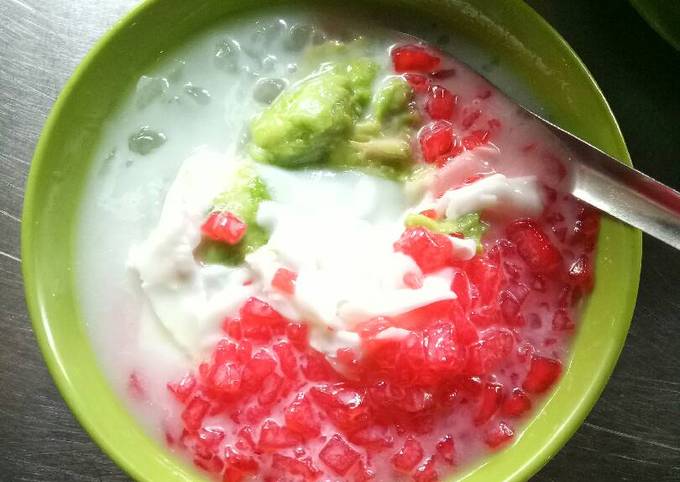 Resep Es Skoteng oleh Shari Cinintya Lestari - Cookpad