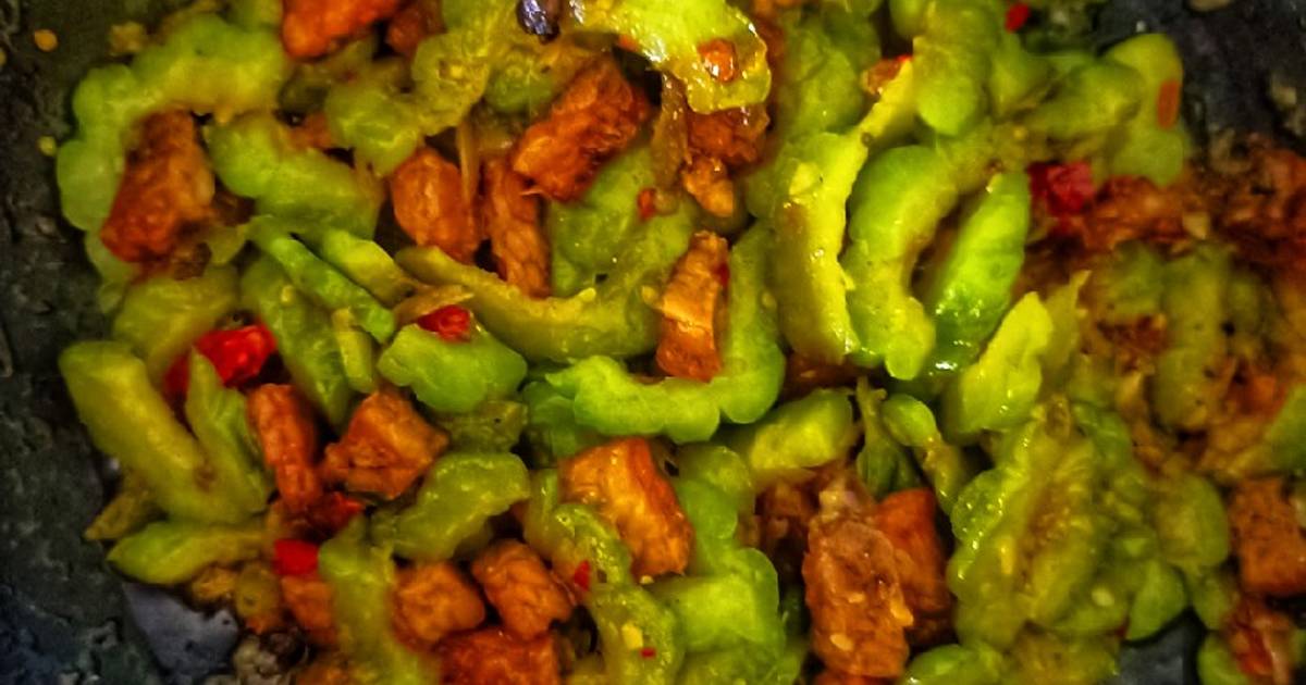 Resipi Peria goreng bersama tempe oleh KAM - Cookpad