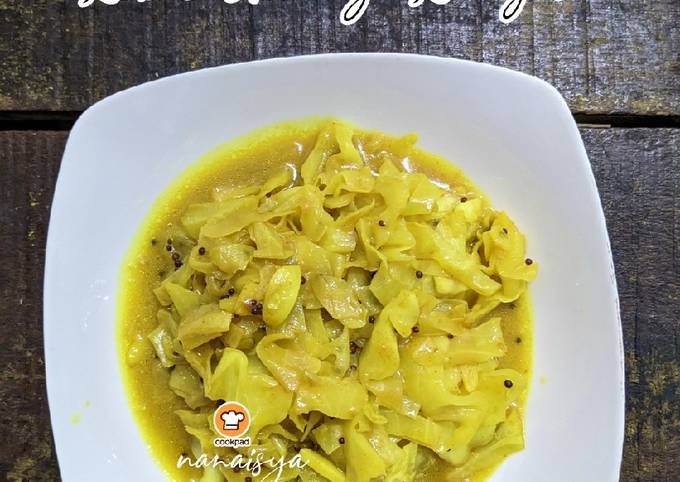 Resipi Kubis Goreng Kunyit oleh Nana Isya - Cookpad