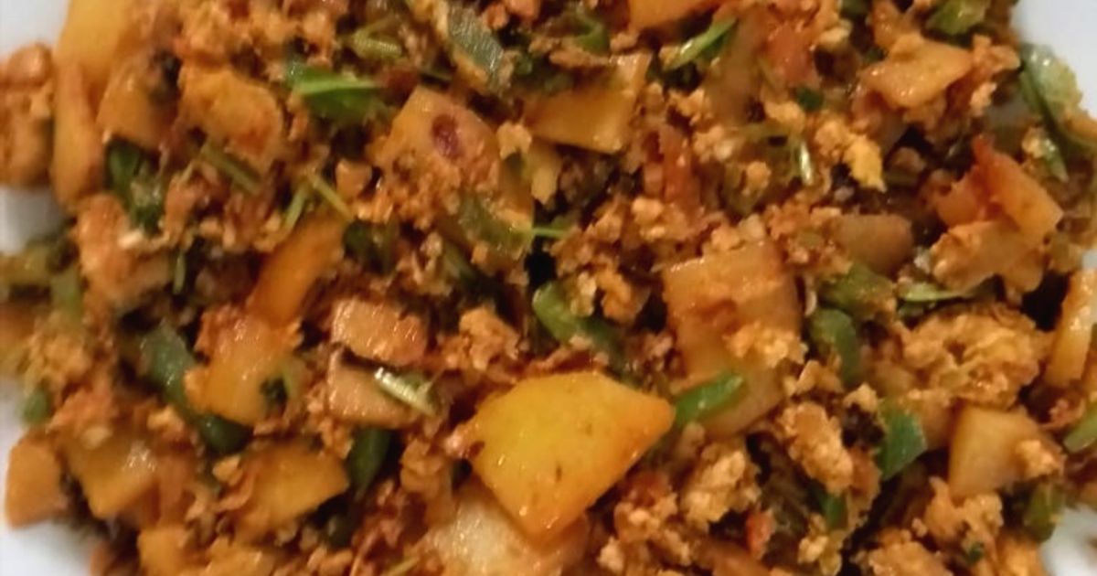 Egg And Vegetables Khagina Recipe by Fatima Rais - Cookpad