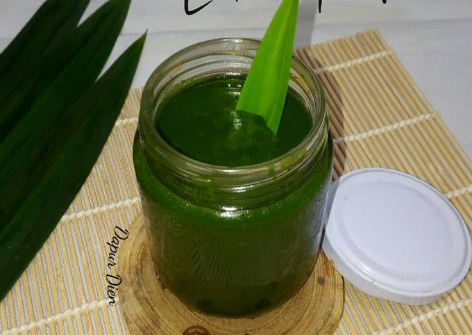 Resep Ekstrak Pandan / Pasta Pandan Homemade oleh Dapur Dien - Cookpad