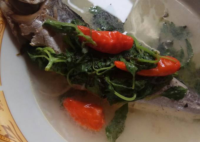 Resep Sup ikan bening segar oleh Noni Satya - Cookpad