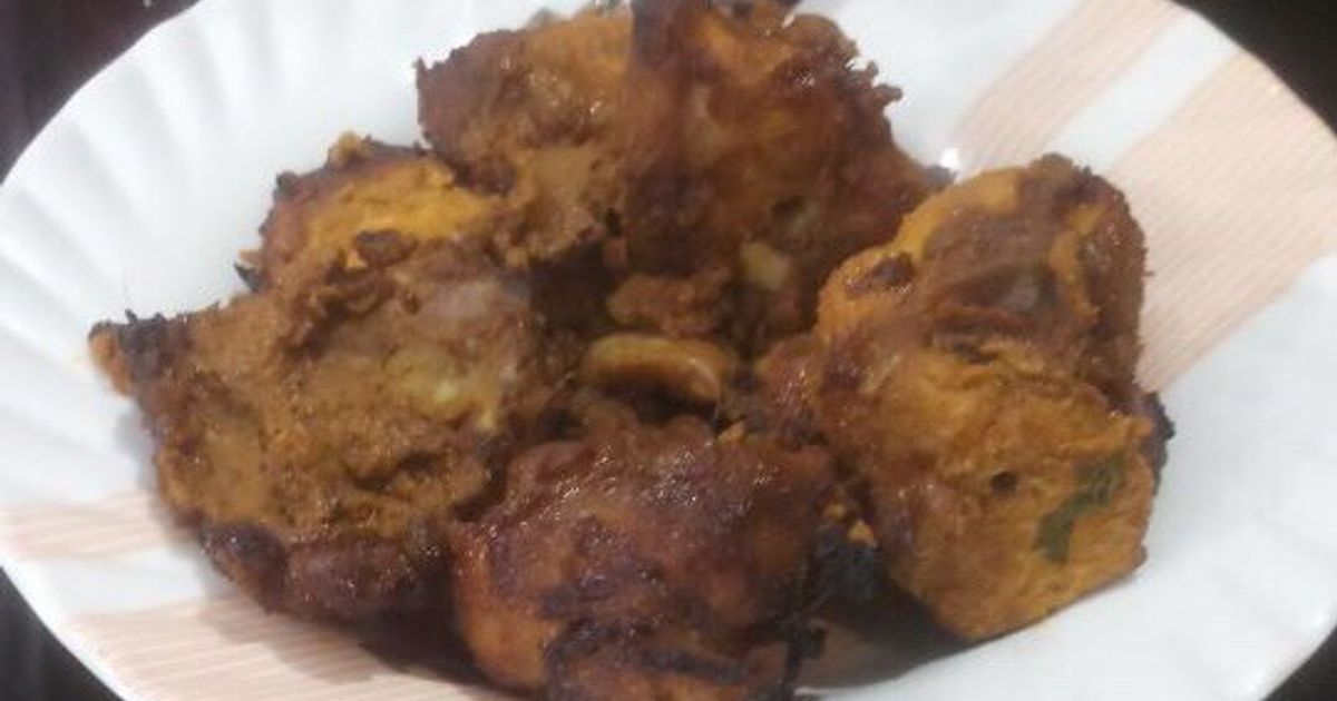 Coorg Style Dry Chicken Recipe by Faiza Asif - Cookpad