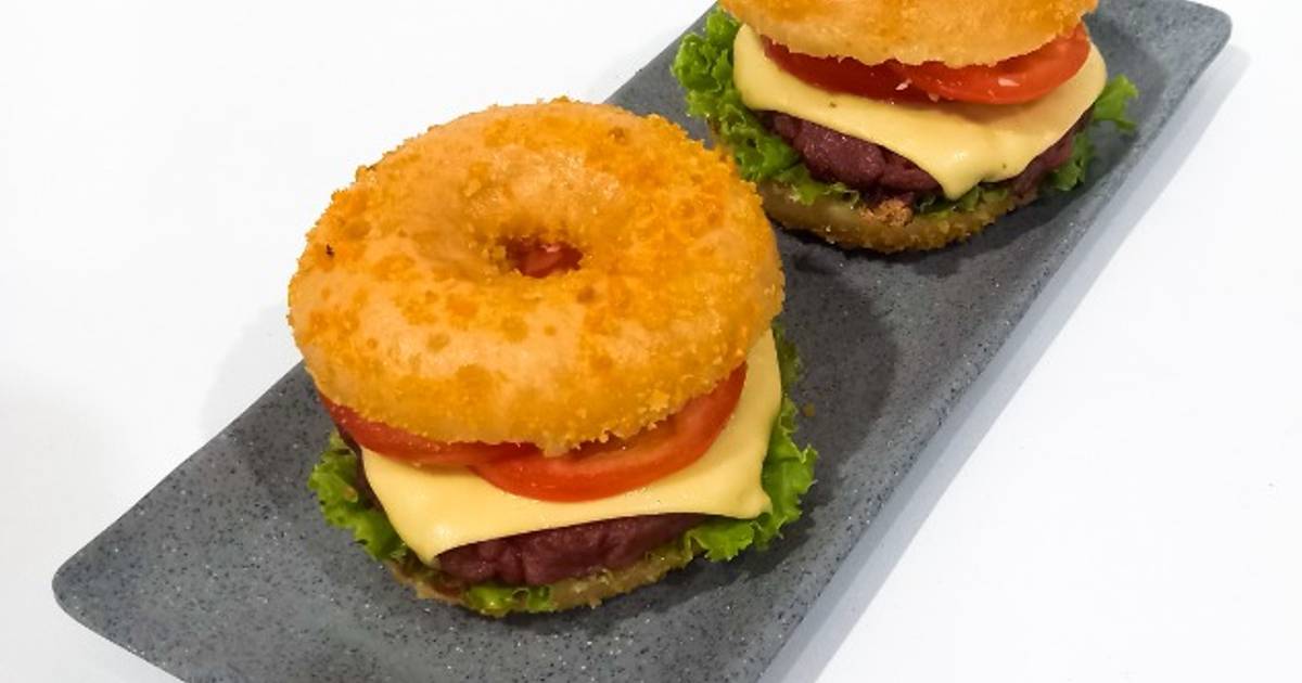 Resep Meg Burger Donat Melt Cheese oleh Chef Yonas - Cookpad