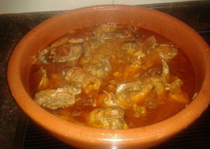 Pollo de corral Receta de MARIA PURIFICACION BETETE - Cookpad