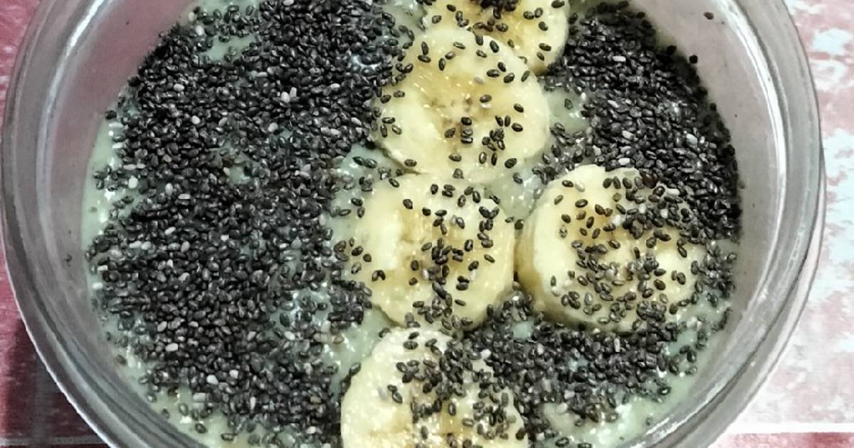 Resep Overnight Banana Moringa Oatmeal oleh Ayu Oka Ariani - Cookpad