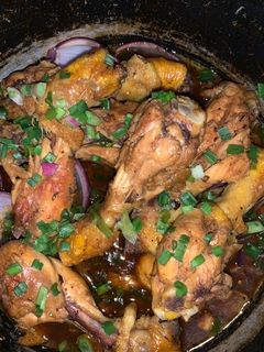 Poulet Au Four Avec Riz Blanc Et Aubergines à La Sauce Tomato de zahabu ...