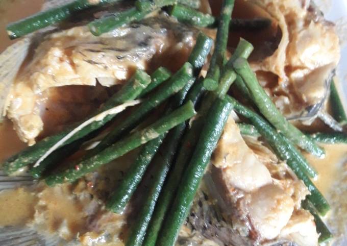 Resep Gulai ikan mas kacang panjang oleh Khalida Israwati - Cookpad Resep Gulai ikan mas kacang panjang oleh Khalida Israwati - Cookpad