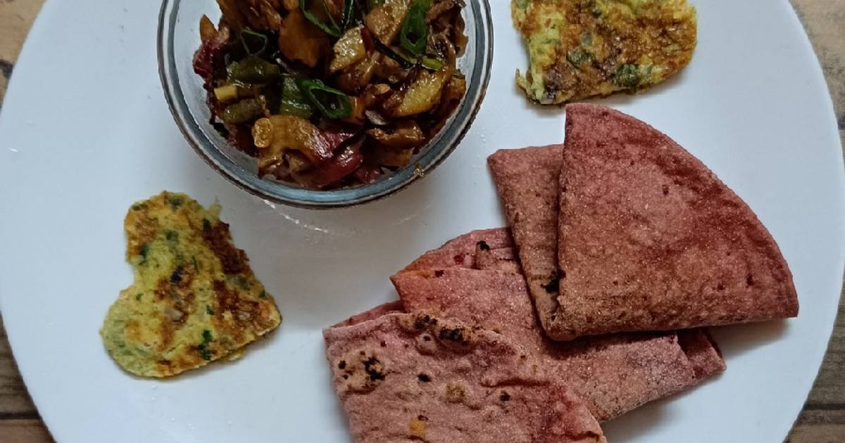 Beetroot Chapati Recipe by Poulome Pandey - Cookpad