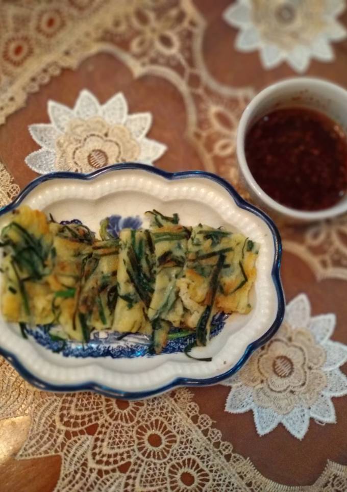 Resep Buchujeon (Korean Garlic Chives Pancake) oleh Zuhaira Zamila ...