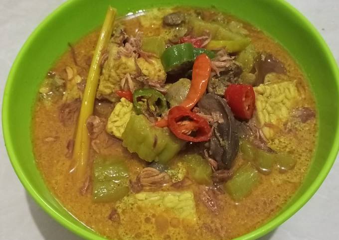 Resep Sayur Kare Ampela Pare Bumbu Kuning oleh Fitzaki Kitchen - Cookpad