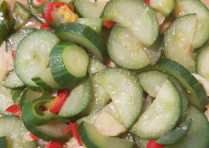 Resep Sayur timun oleh LuhTu Anni Farrant - Cookpad