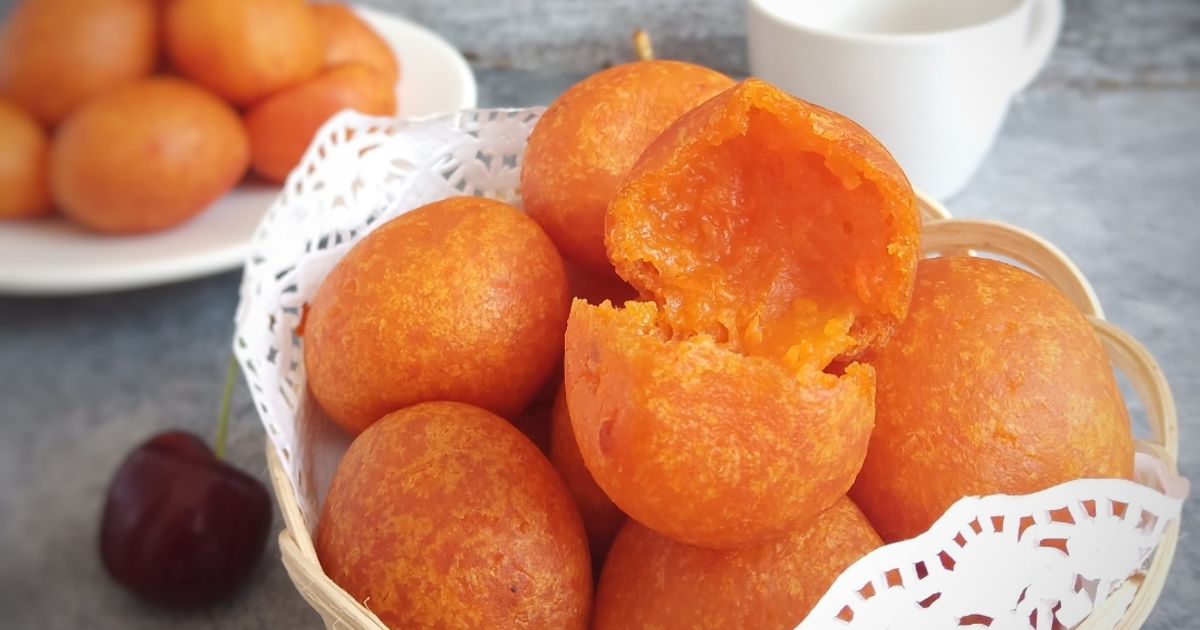 Resep Bola Bola Ubi Kopong oleh Ummu Khal Kitchen - Cookpad