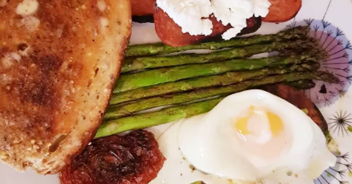 Breakfast feast.,😁 Recipe by Maureen 😀 - Cookpad