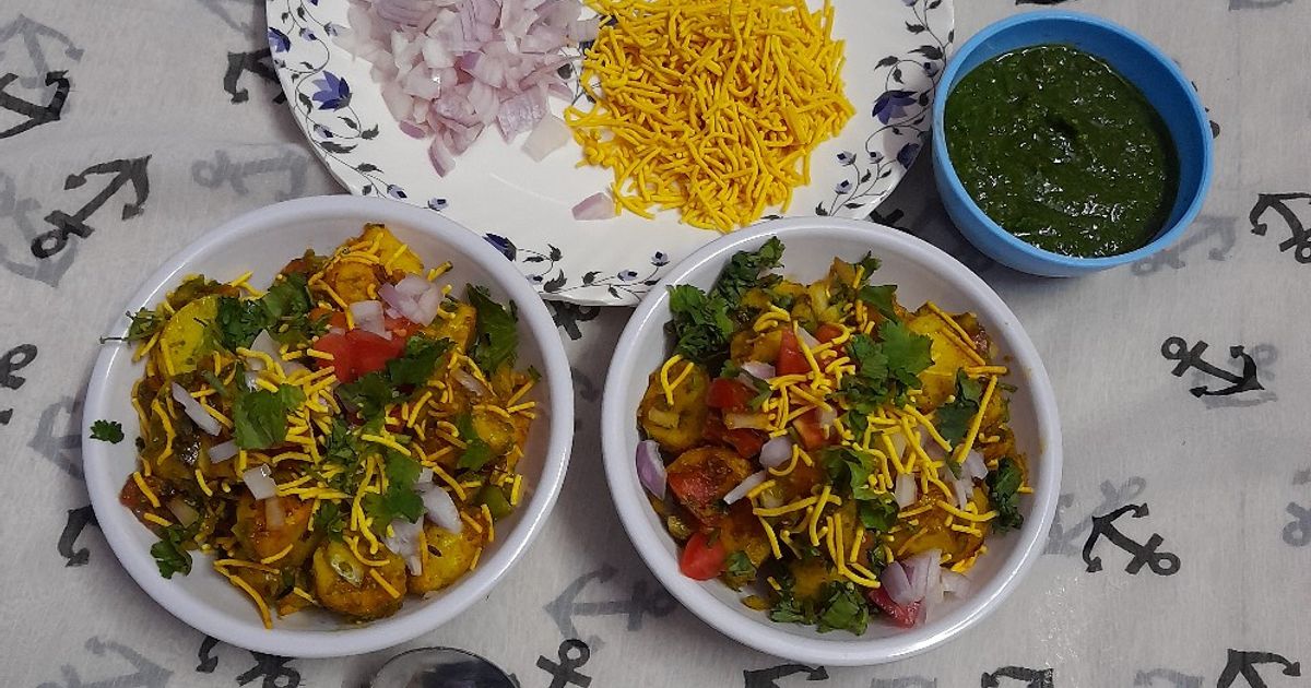 Delhi Famous Aloo Chaat Recipe By Harsha Solanki