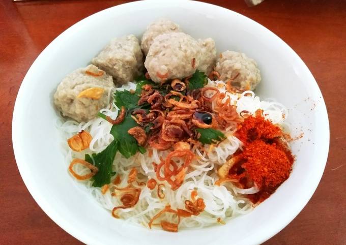 Resep Bakso simple 1 porsi oleh Dv_ Nat - Cookpad