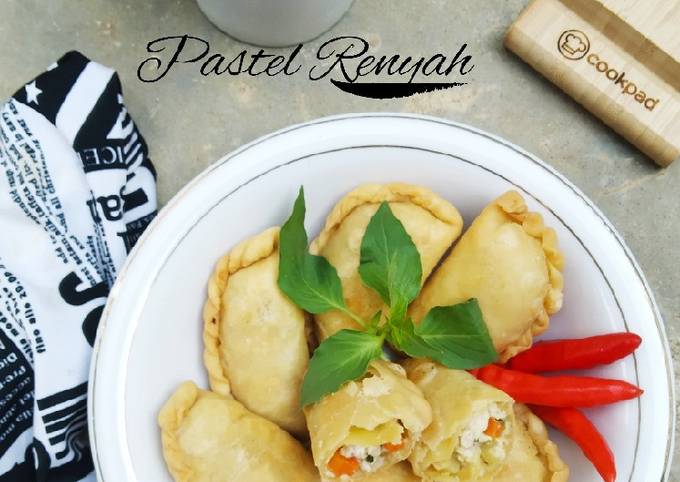 Resep Pastel Renyah oleh Hellen Handru - Cookpad