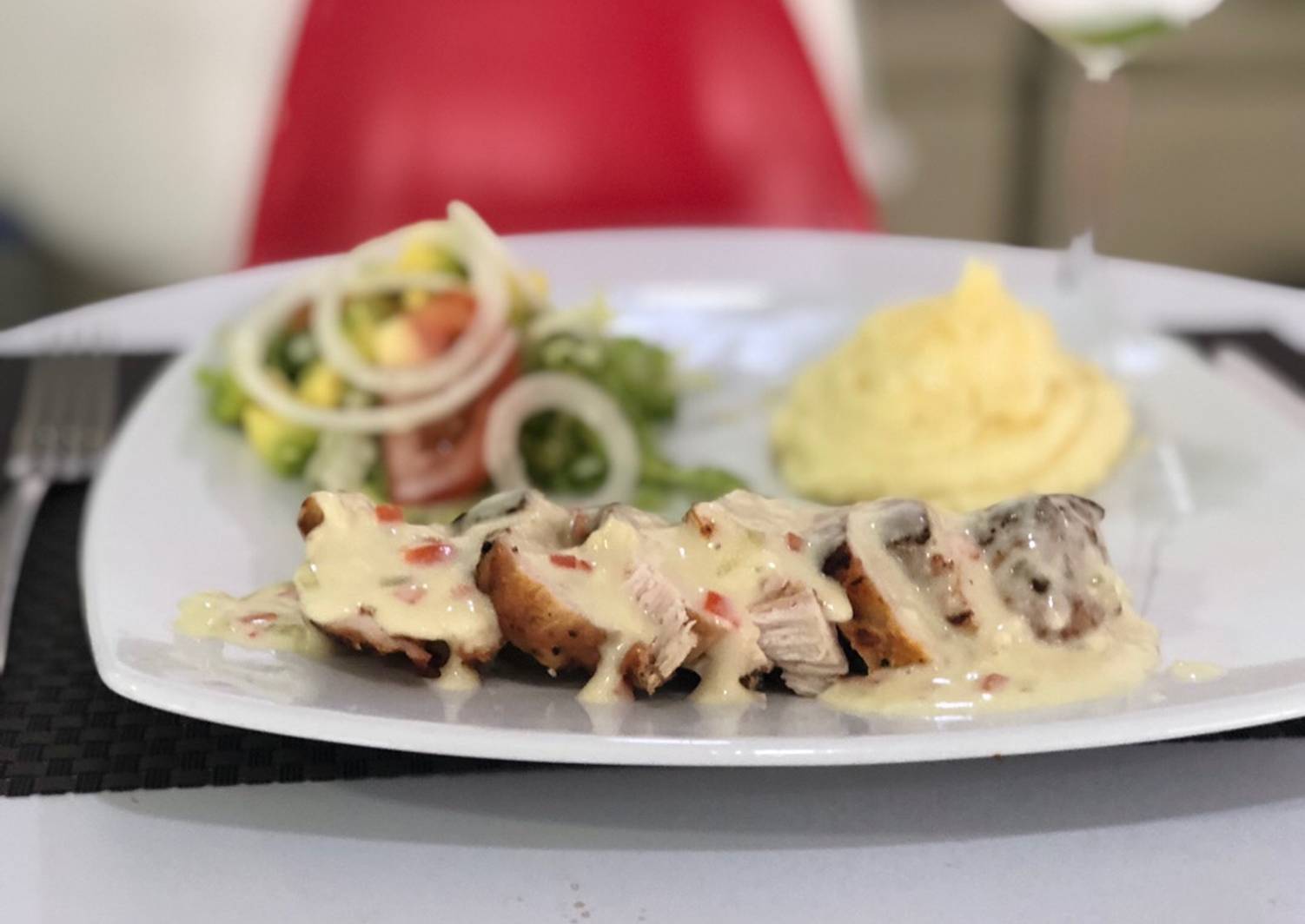 Suprema de pollo 🐓 al horno en salsa bechamel Receta de chef fidel ...