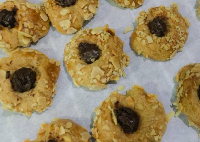 Resep Choco-Almond oleh dyah achp - Cookpad