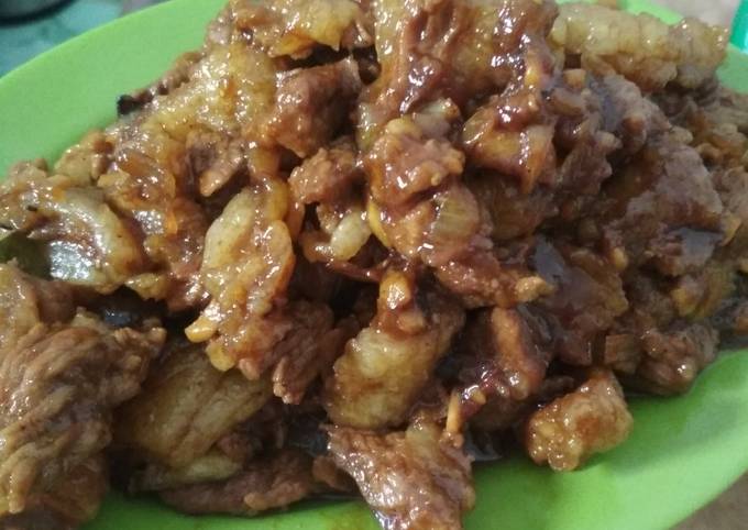 Resep Daging sapi kecap simple oleh ulilcindo - Cookpad