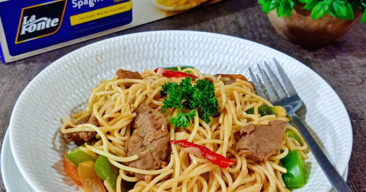 Resep Spaghetti Goreng oleh Rini Julia - Cookpad